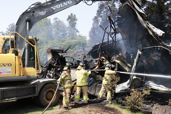 제주 단독주택서 화재…인명피해 없어